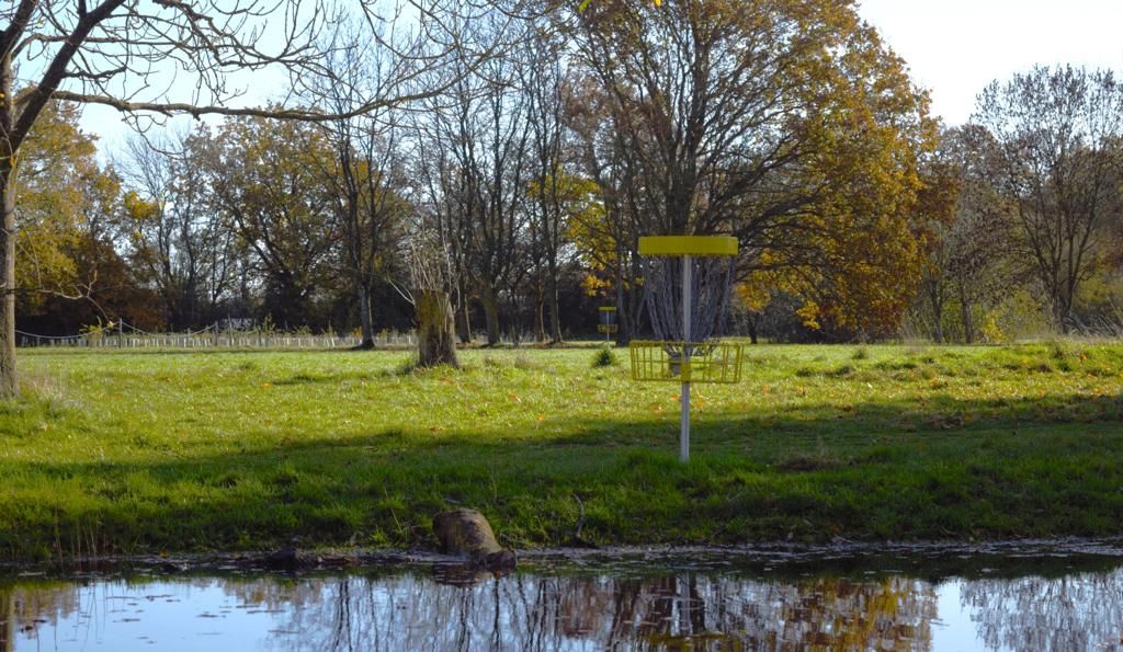 Royal Berkshire Dinton Pastures - Reading, United Kingdom | UDisc Disc ...