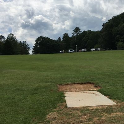 Jackson Park - Hendersonville, NC | UDisc Disc Golf Course Directory